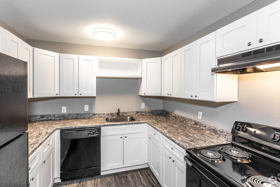 Apartments For Rent Near The University of Kansas - Lawrence, KS