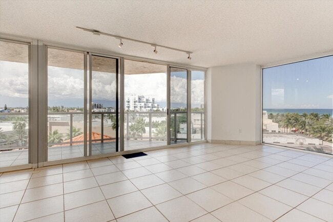 7330 Ocean Ter Unit 704, Miami Beach, FL 33141 - Condo for Rent in ...