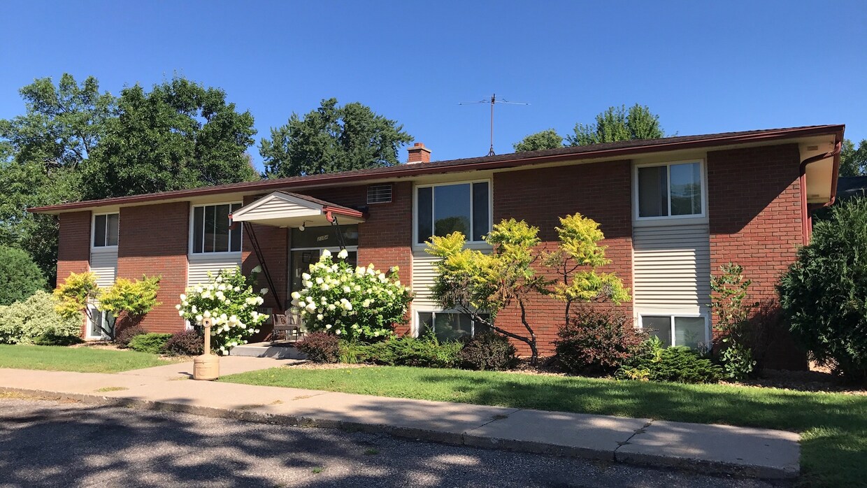 2104 Spring St Unit 3, Hastings, MN 55033 - 2104 Spring St Hastings, MN ...