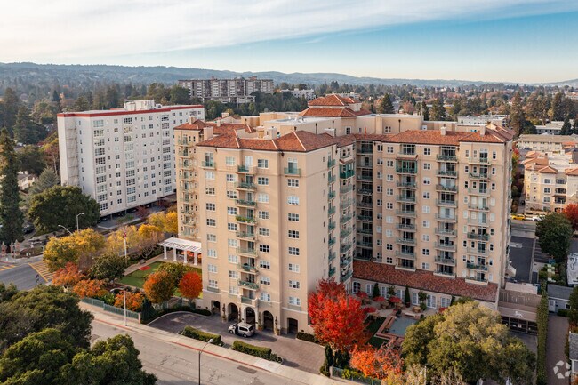 The Peninsula Regent - Apartments in San Mateo, CA | Apartments.com