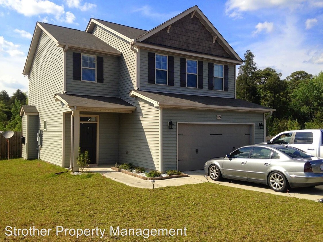 2104 Feathercombe Ct, Fayetteville, NC 28306 - House Rental in ...