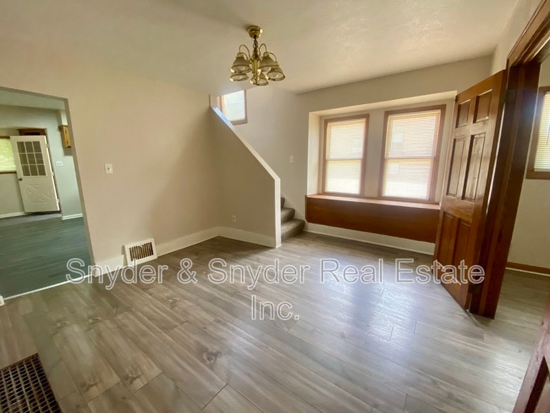 93 Jewett St, Akron, OH 44305 - House Rental in Akron, OH | Apartments.com