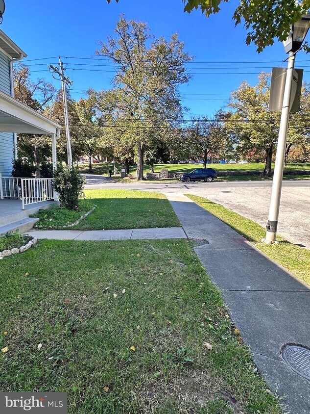 4321 Dana St, Baltimore, MD 21229 - Townhome Rentals in Baltimore MD ...