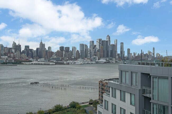 9 Ave At Port Imperial Unit 909, West New York, NJ 07093 - Condo for ...