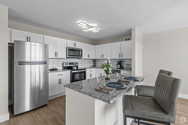 Southfield Downtown Apartments for Rent with High Ceilings - Southfield ...