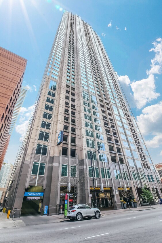 33 W Ontario St Unit 49C, Chicago, IL 60654 - Condo for Rent in Chicago ...
