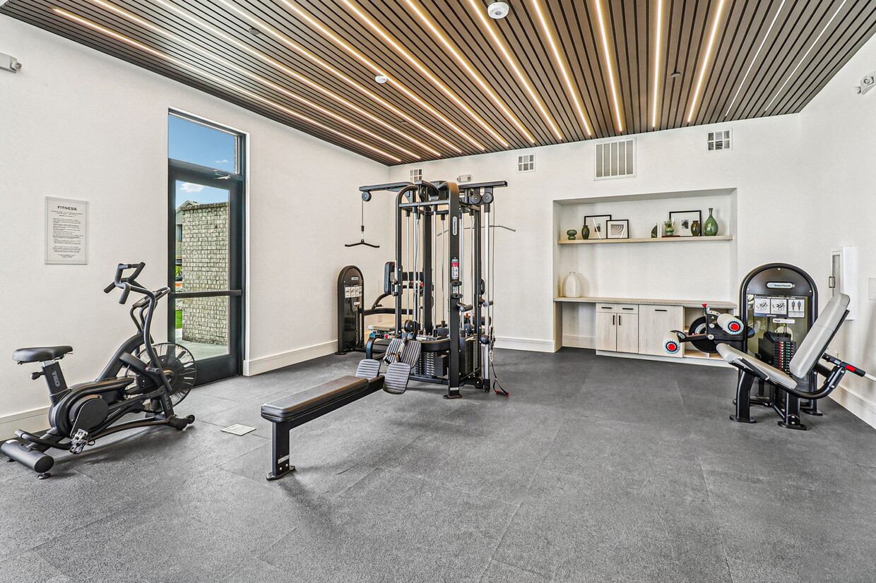 Range West - 701 Saginaw Blvd Saginaw, TX 76179 | Apartments.com