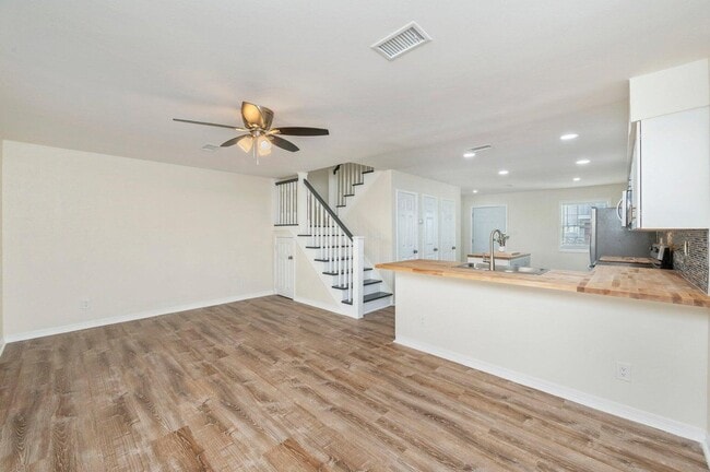 734 Legion Dr Unit 90, Destin, FL 32541 - Room for Rent in Destin, FL ...