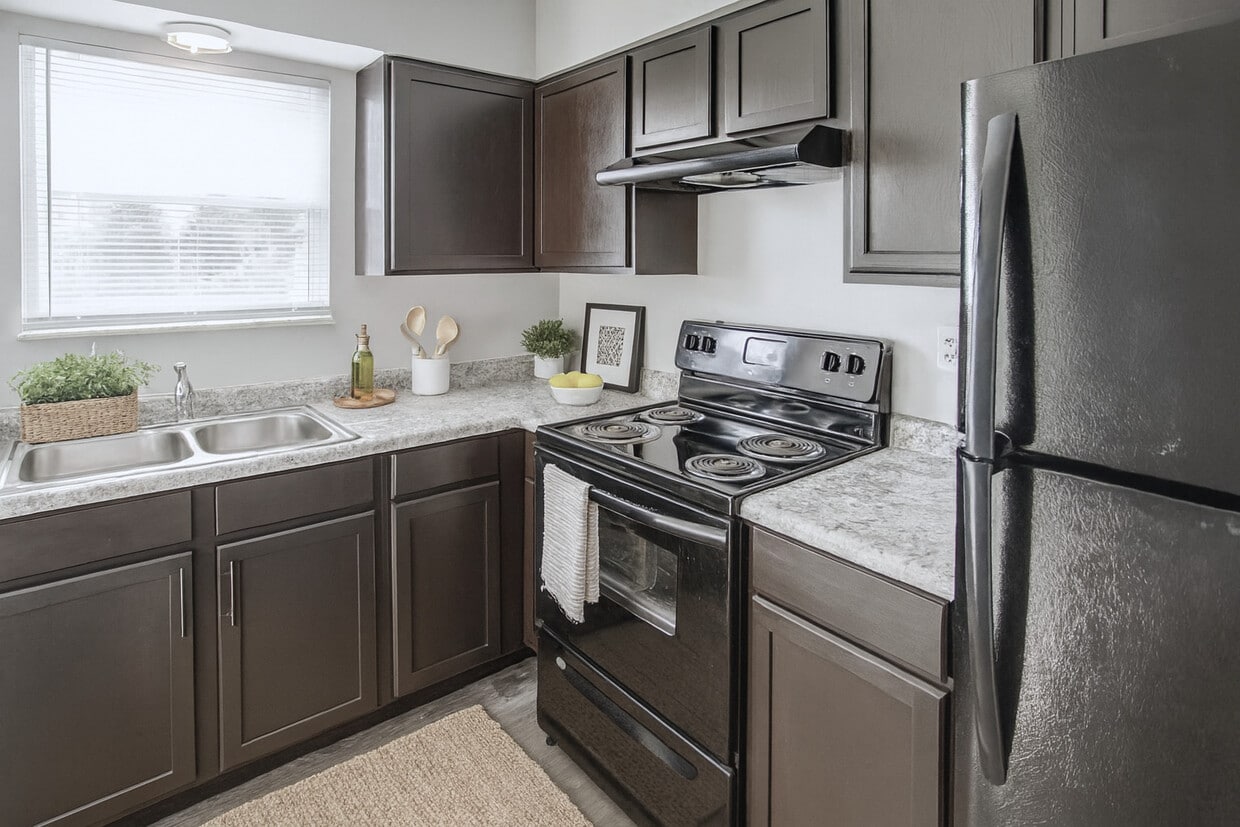 Professional Park Townhomes & Apartments - 1250 Crescent Heights Rd ...