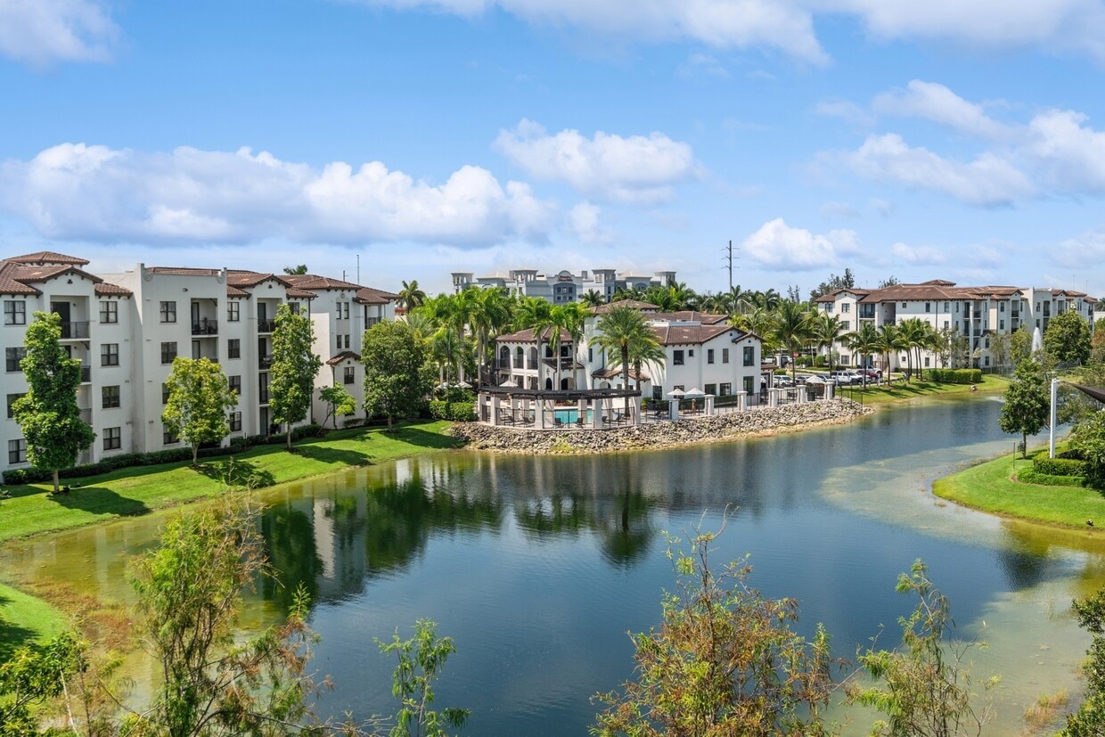The Point at Lakeside - 11481 Nw 41st St Doral, FL 33178 | Apartments.com