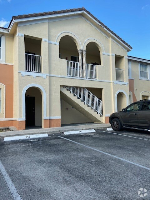 Best Luxury Fairways at Keys Gate Apartments for Rent - Homestead, FL ...