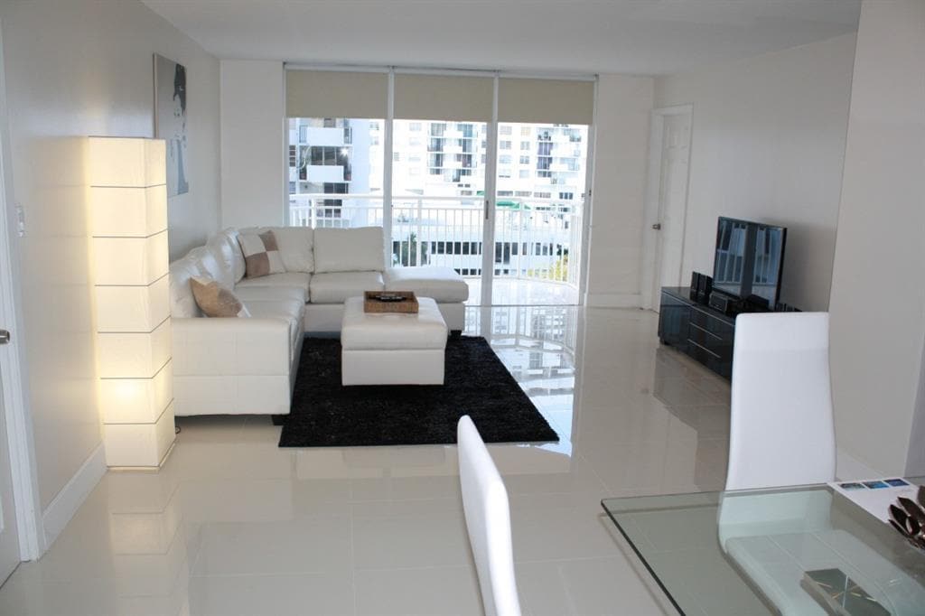 18061 Biscayne Blvd Unit 502, Aventura, FL 33160 - Condo for Rent in ...