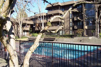 Executive Estates Rentals - Seattle, WA | Apartments.com