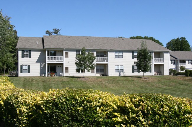 Lakeside Villas Apartments - Madison, OH | Apartments.com