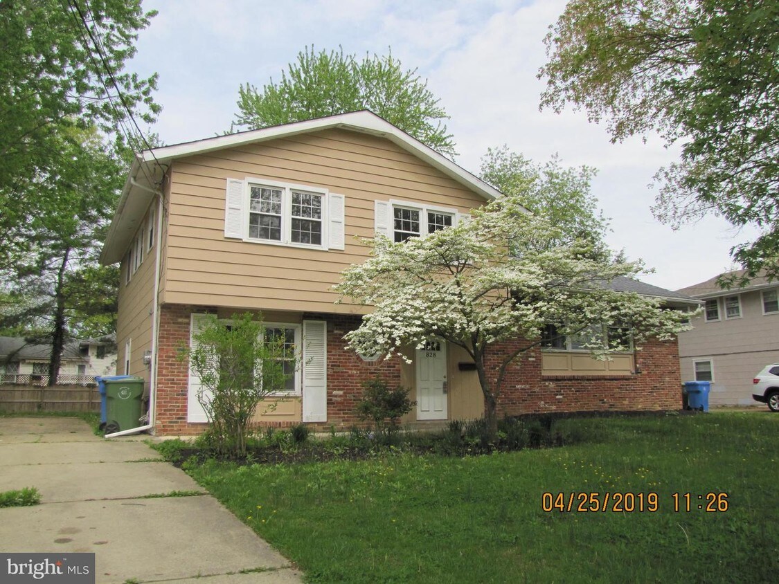 828 Kingston Dr, Cherry Hill, NJ 08034 - House Rental in Cherry Hill ...