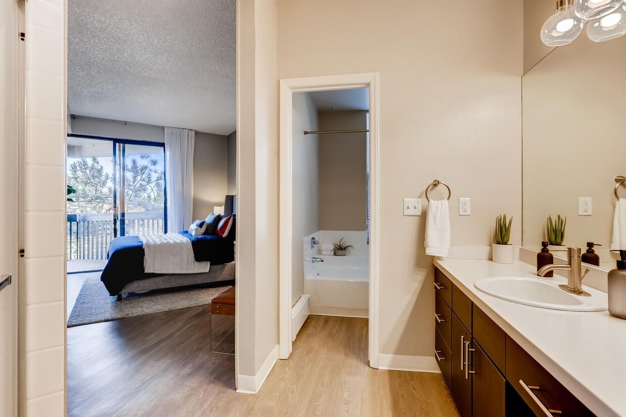 9888 E Vassar Dr Denver Co 80231