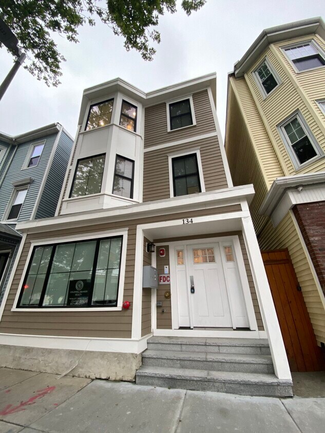 14 Chelsea St Unit 2, Boston, MA 02128 - 14 Chelsea St Boston, MA 02128 ...