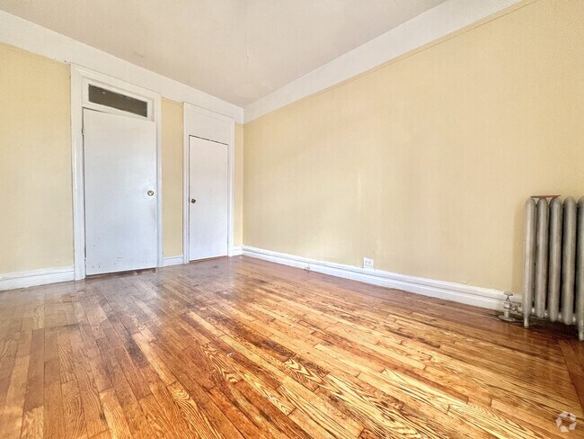 Fleetwood-Concourse Village Apartments for Rent with a Swimming Pool ...