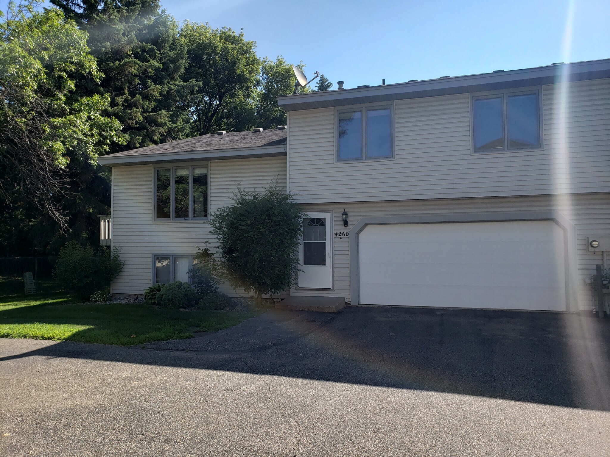 4252 W 124th St, Savage, MN 55378 - Townhome Rentals in Savage MN ...