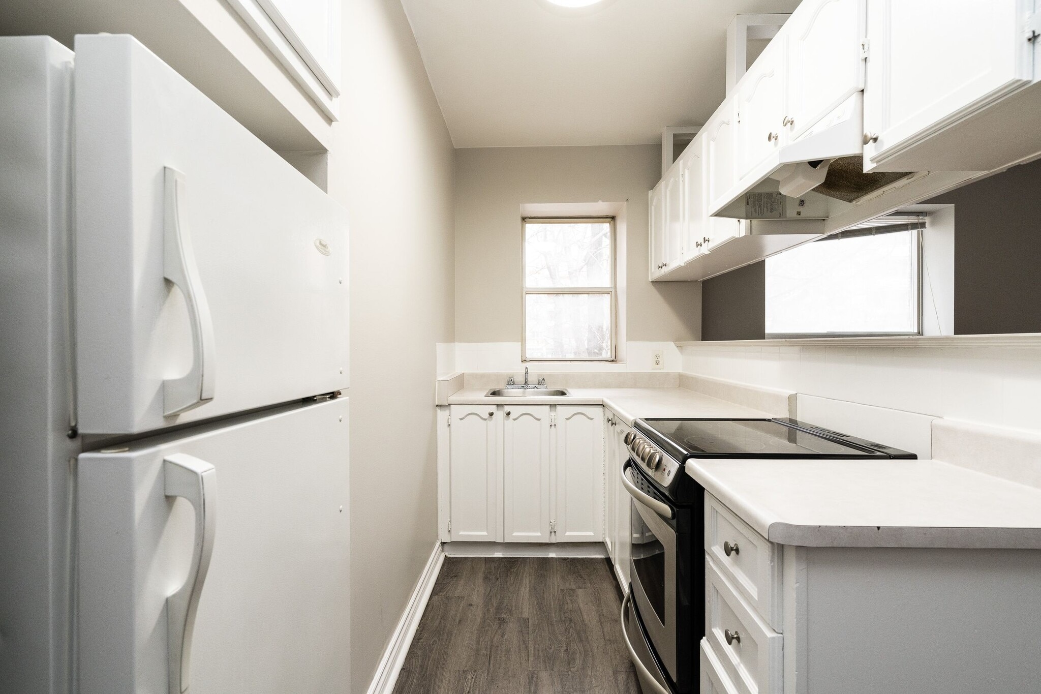 83 Isabella St Unité 201, Toronto, ON M4Y 1N7 - Appartement à Louer à ...