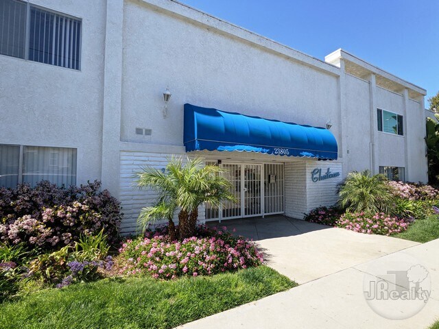 Arlington Square Apartments - Apartments in Torrance, CA | Apartments.com