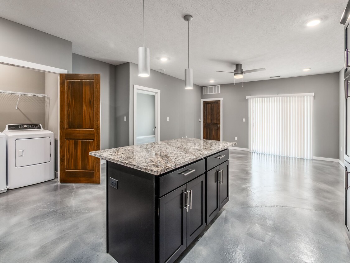 255 at Union Station - 2101 Railway Ln Marysville, OH 43040 ...