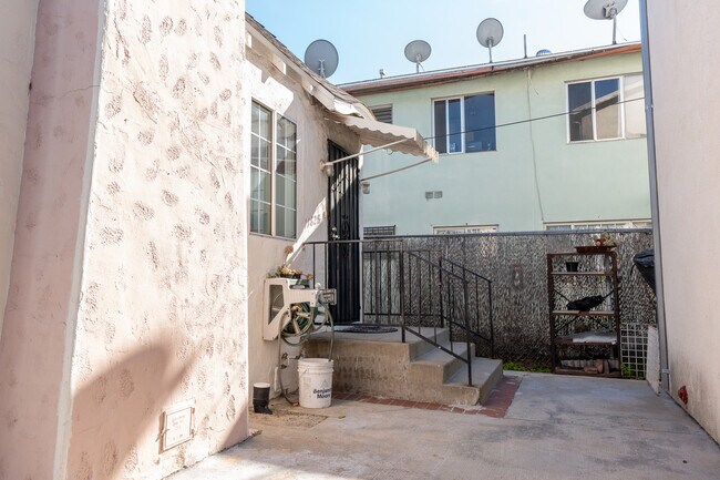 1182 N Kingsley Dr Unit Half, Los Angeles, CA 90029 - 1182 N Kingsley ...