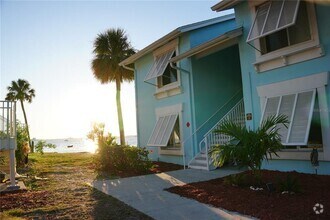 Best Luxury Alta Mar at Broadwater Apartments for Rent - Saint ...