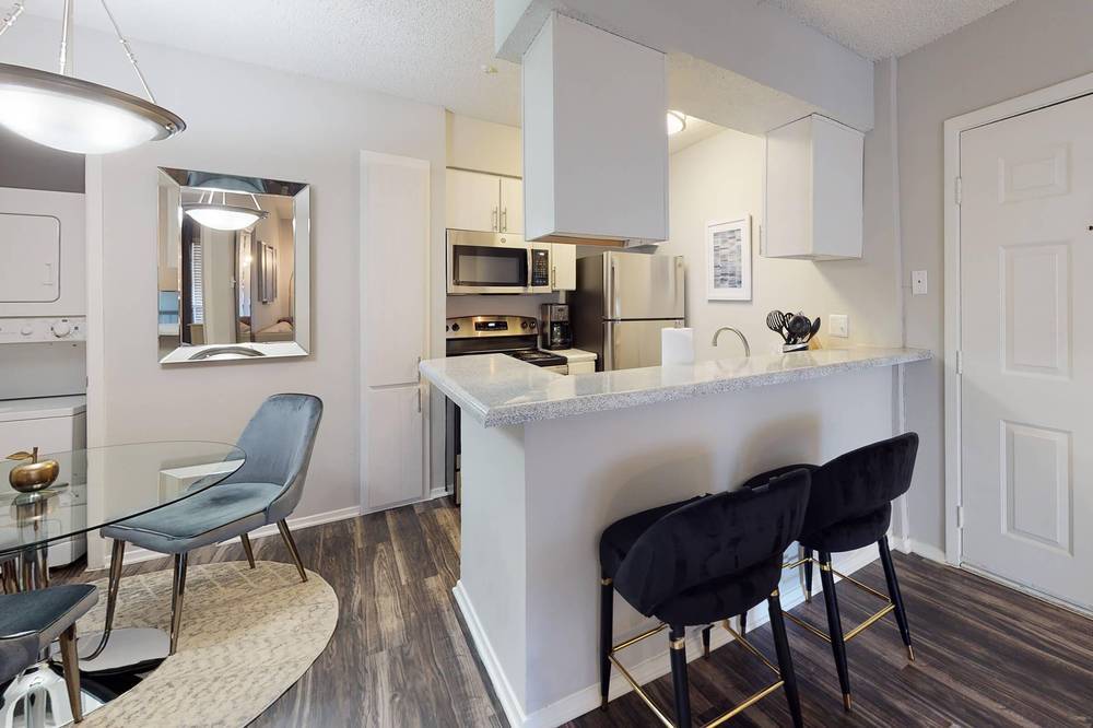 Savannah at North Dallas Apartments - 17910 Kelly Blvd Dallas, TX 75287 ...