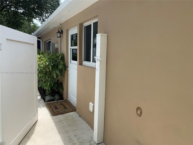 13275 NE 4th Ave, North Miami, FL 33161 - House Rental in North Miami ...