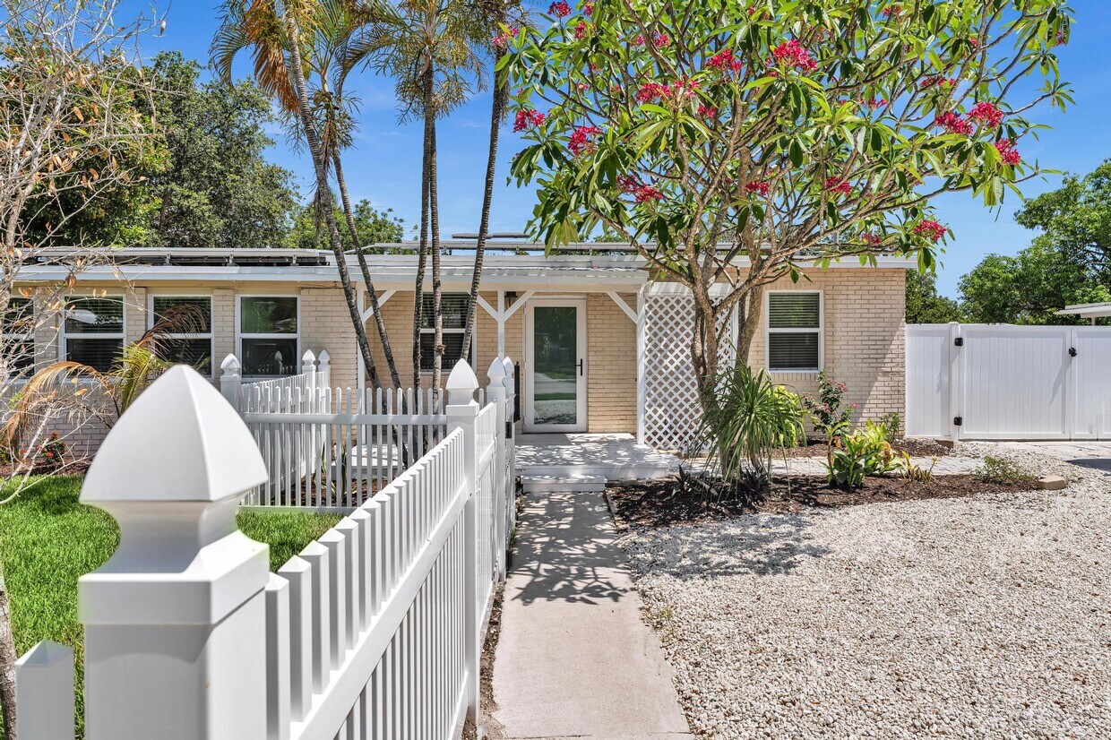 1837 NE 48th Ct, Pompano Beach, FL 33064 - House Rental in Pompano Beach, FL | Apartments.com