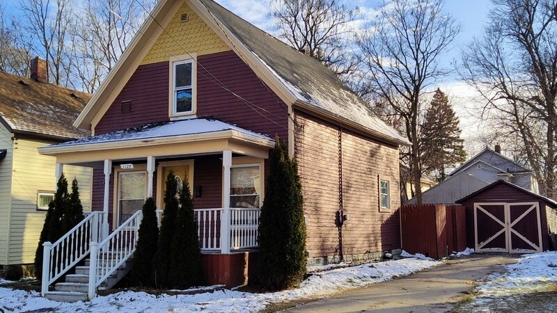 1129 Chelsea Ave, Lansing, MI 48915 - House Rental in Lansing, MI ...