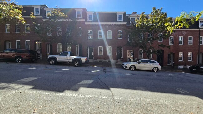 Commons District Loft Apartments for Rent - Manchester, NH - Updated ...