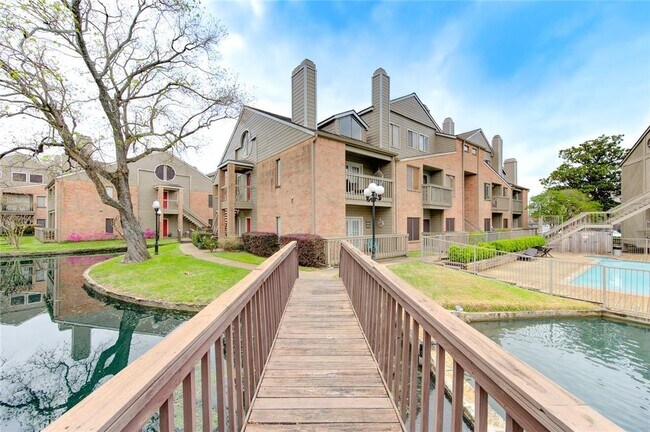 2023 Gentryside Dr Unit 307, Houston, TX 77077 - Condo for Rent in ...