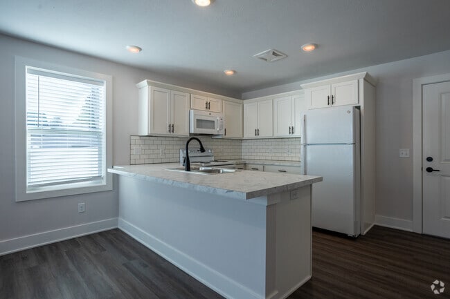 Michigan Street Apartment Homes - Apartments in Grand Rapids, MI ...