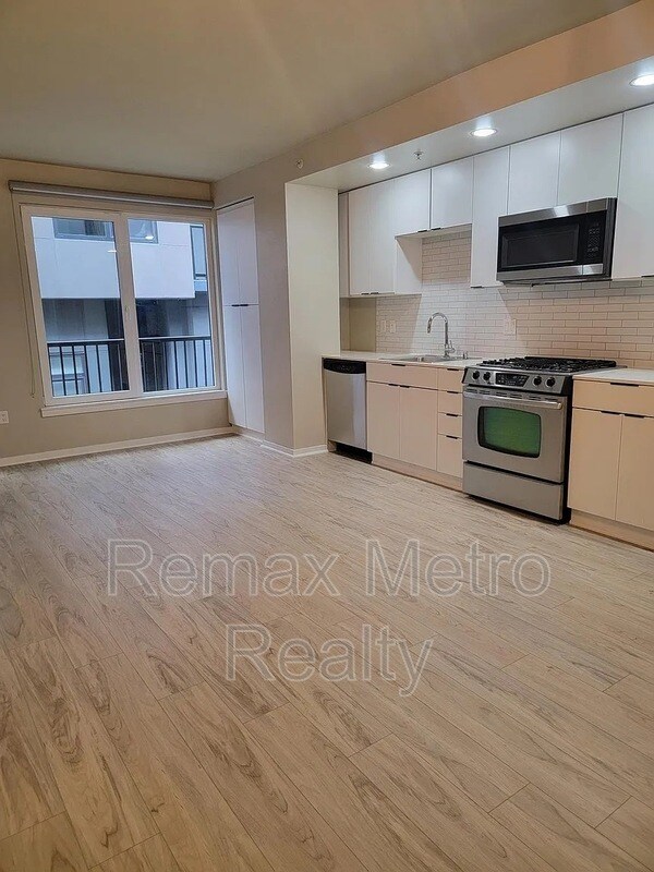81 Clay St Unit #525, Seattle, WA 98121 - Condo for Rent in Seattle, WA ...