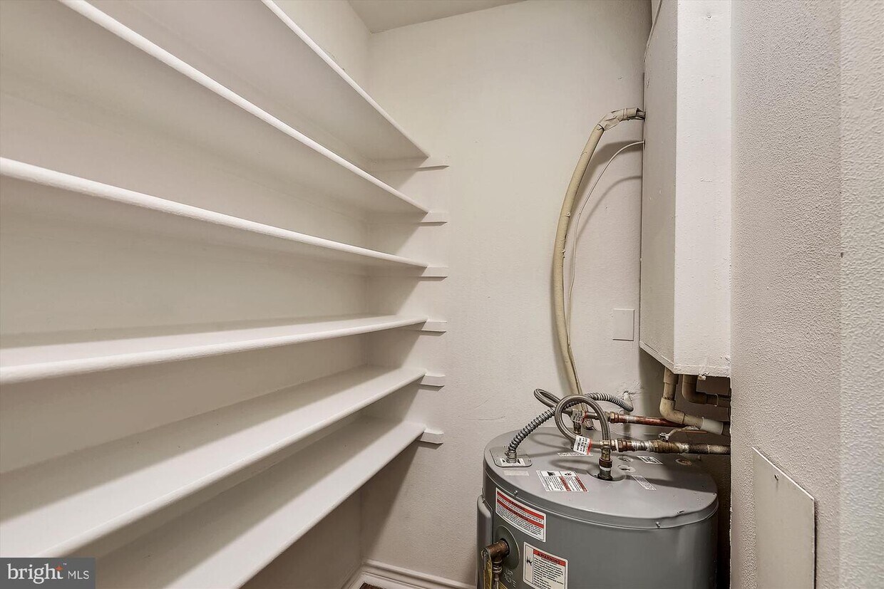 12162 Penderview Ln Unit 1623, Fairfax, VA 22033 - Room for Rent in ...