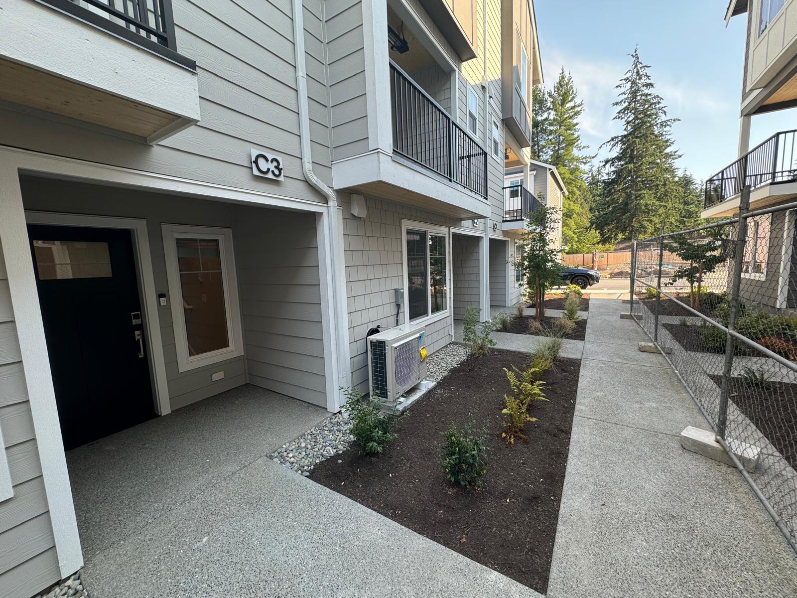 13730 Manor Way, Lynnwood, WA 98087 - Townhome Rentals in Lynnwood WA ...