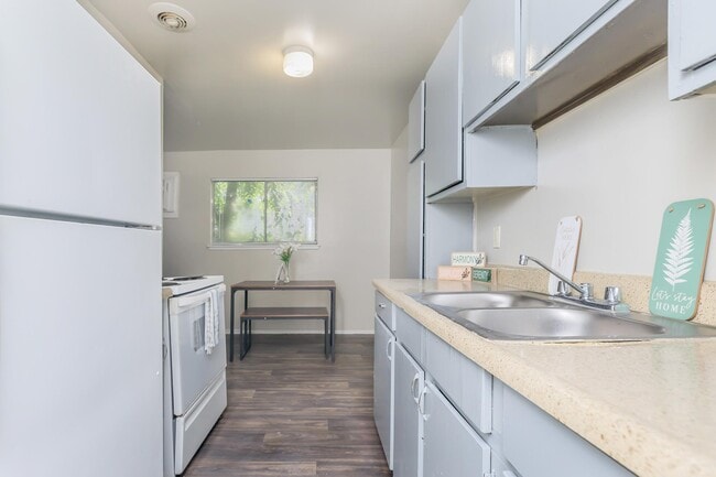 Apartments for Rent with a Dog Park in Lackland Afb TX