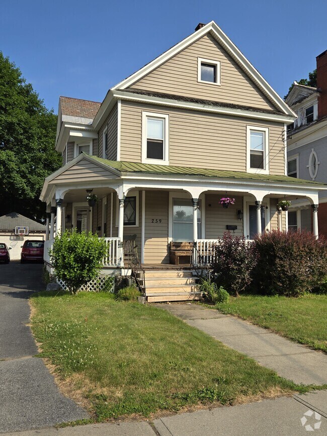 Corporate Housing in Comstock NY - 2 Rentals | Apartments.com