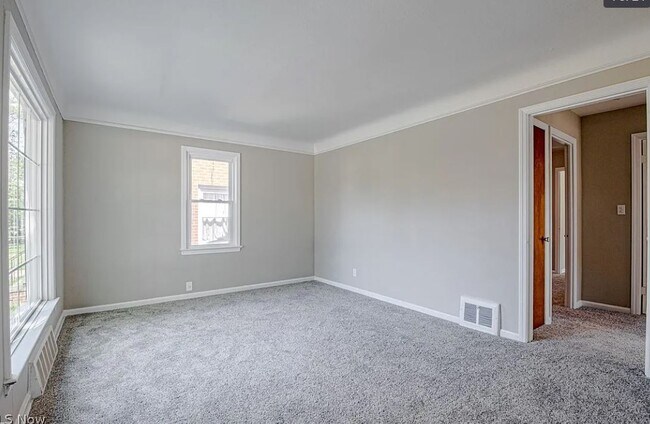 17609 Mapleboro Ave, Maple Heights, OH 44137 - House Rental in Maple ...