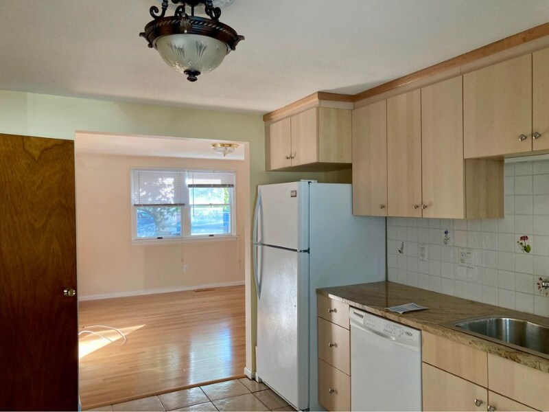 12 Cutter St Unit 1, Waltham, MA 02453 | Apartments.com