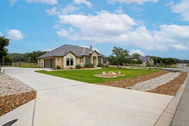 5772 Copper Valley, New Braunfels, TX 78132 - House Rental in New ...