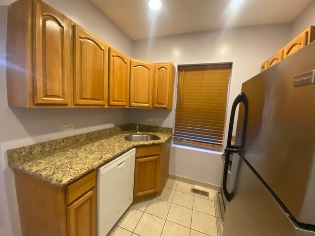 1700 N Mango Ave Unit 1, Chicago, IL 60639 - Condo for Rent in Chicago ...