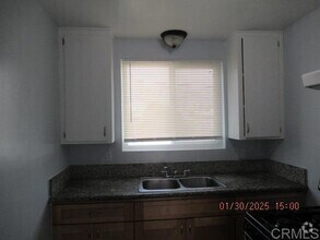 Shelltown Apartments for Rent with Hardwood Floors - San Diego, CA - 5 ...