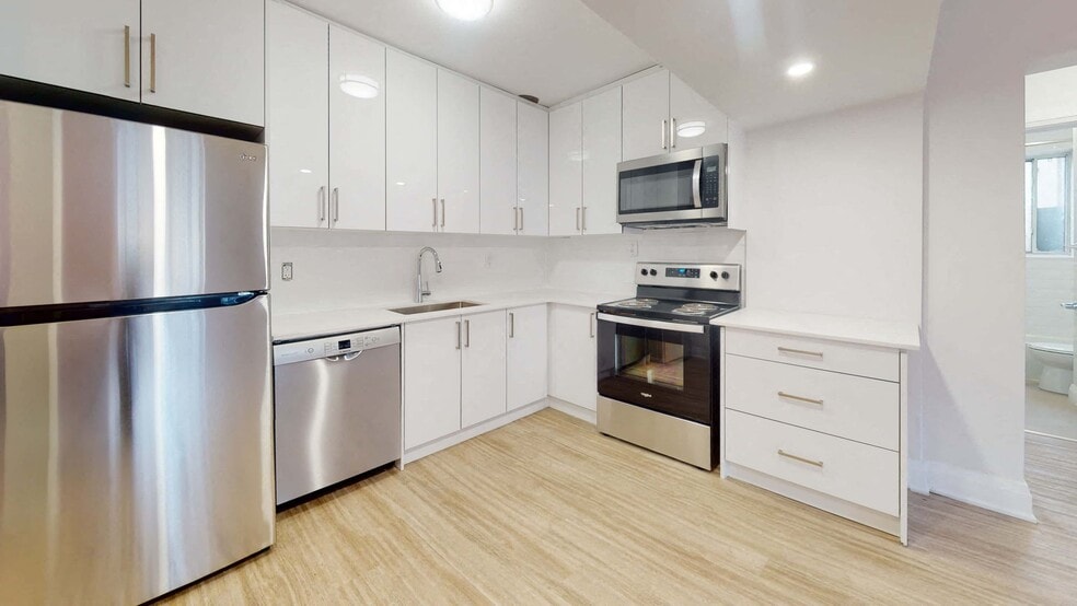 Apartments for Rent Near University of Toronto Main Campus - Toronto ...