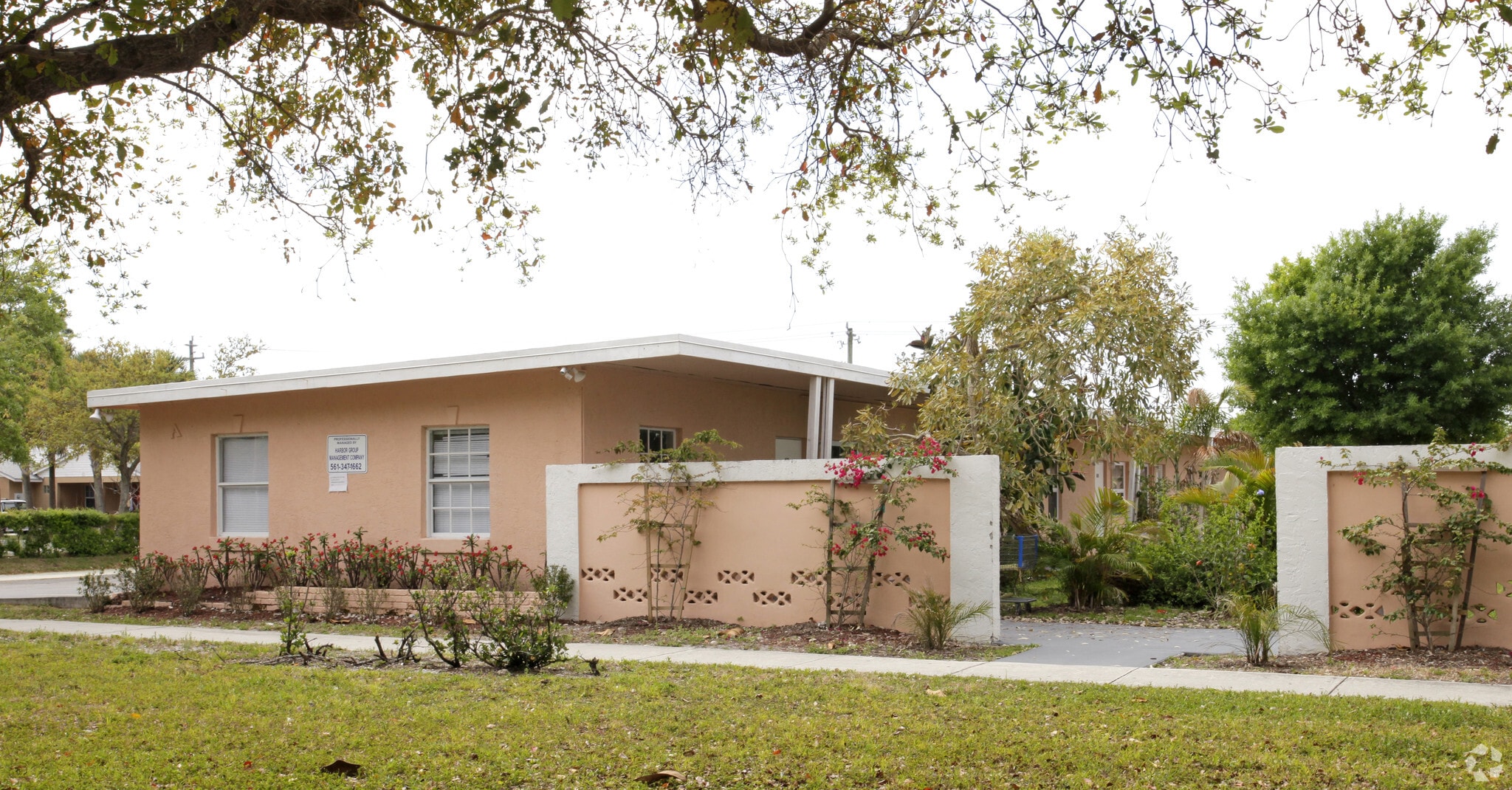 Jupiter Palms - 1600 Center St Jupiter, FL 33458 | Apartments.com