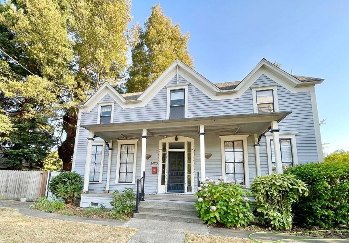 1429 Elm St Unit 1429 Elm - upstairs, Napa, CA 94559 - Room for Rent in Napa, CA | Apartments.com