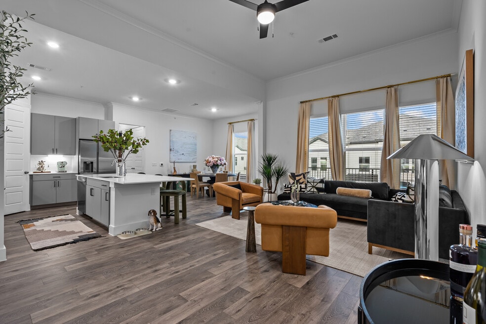 The Saint June - 5321 Barton Creek Blvd Austin, TX 78735 | Apartments.com