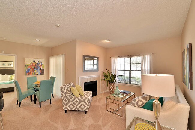 Oaks Hackberry Creek - Apartments in Irving, TX | Apartments.com